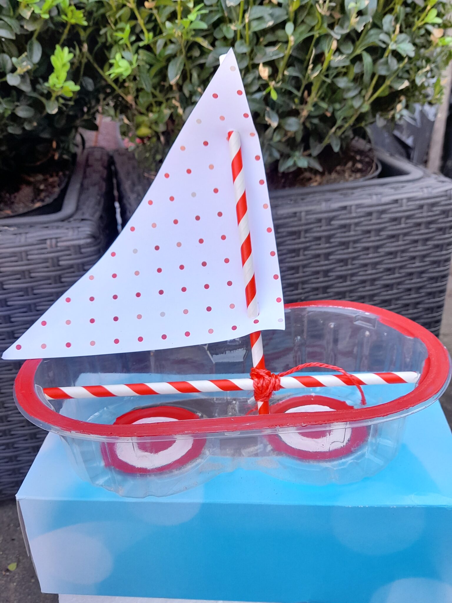 MILK CARTON SAIL BOAT! | Crazee Kids Art