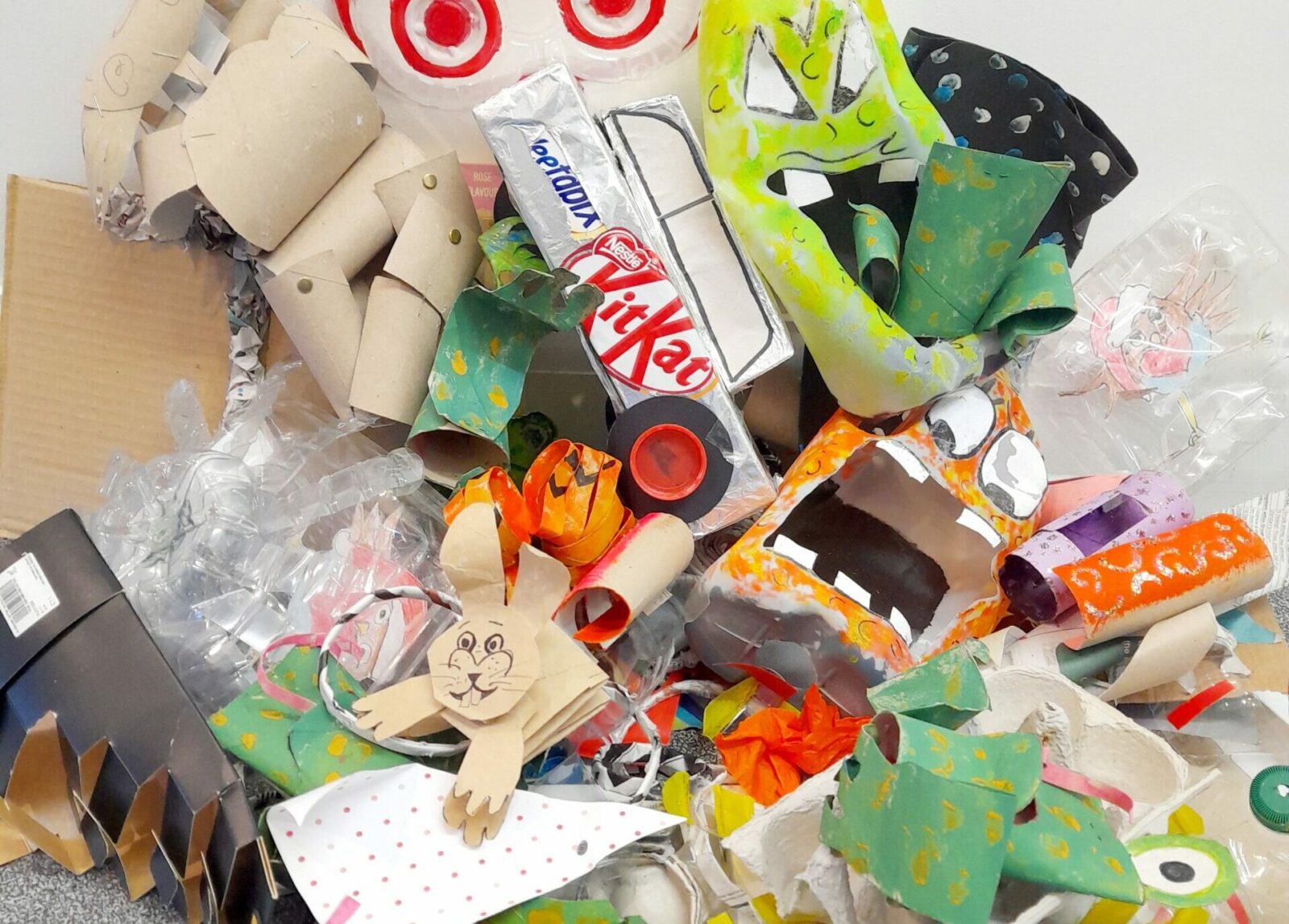 RECYCLING ART PROJECTS! | Crazee Kids Art