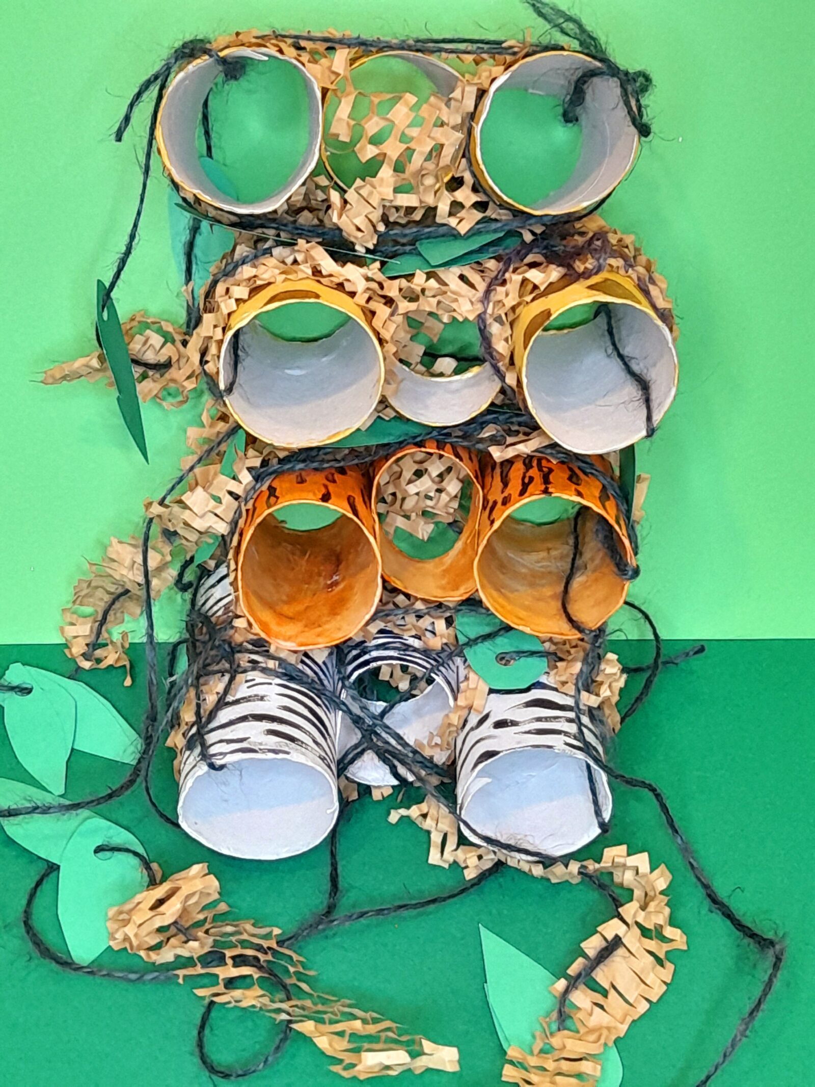 BINOCULAR CRAFT FOR KIDS! | Crazee Kids Art