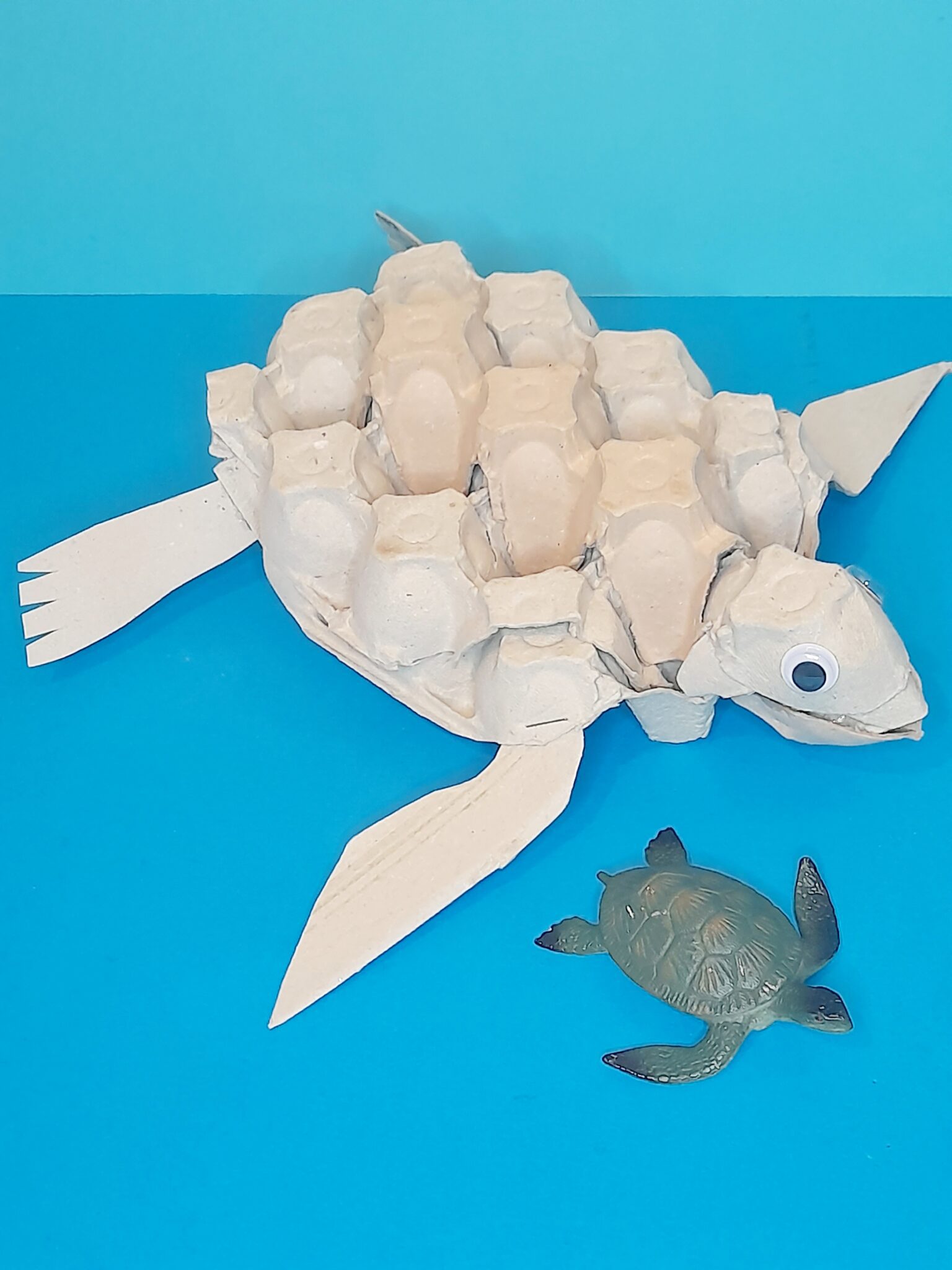 EGG CARTON TURTLE CRAFT FOR KIDS! | Crazee Kids Art